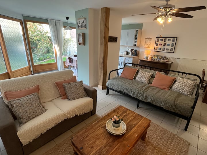 Gîte Cosy Pour Deux Au Pied De Notre-dame De Cléry - Loiret