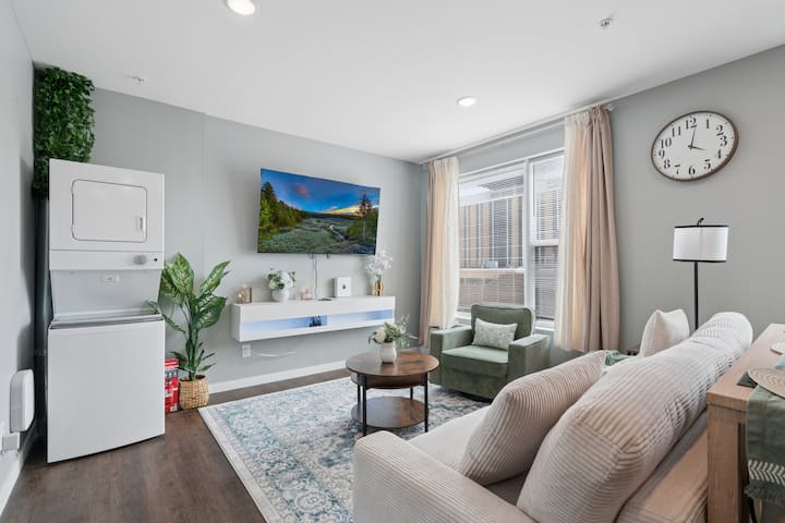 New! Valclyde Cozy Suite•sleeps 4| Dt-mpls - Minneapolis