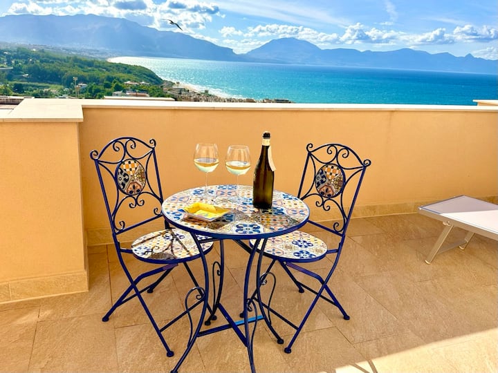 Brugnano Sea View Apartments-rifugio Del Pescatore - Italy
