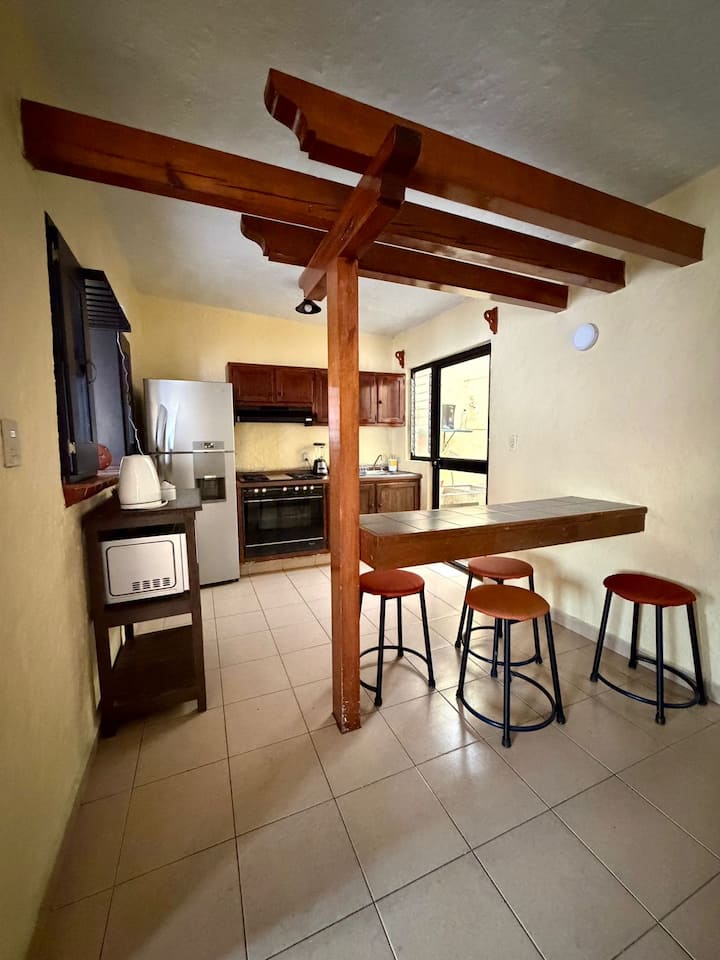 Casa Estilo Rustico Con Cochera - Uruapan