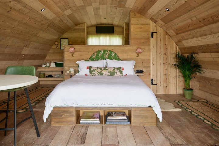 Piglet's House (New Bookings) - Chippenham