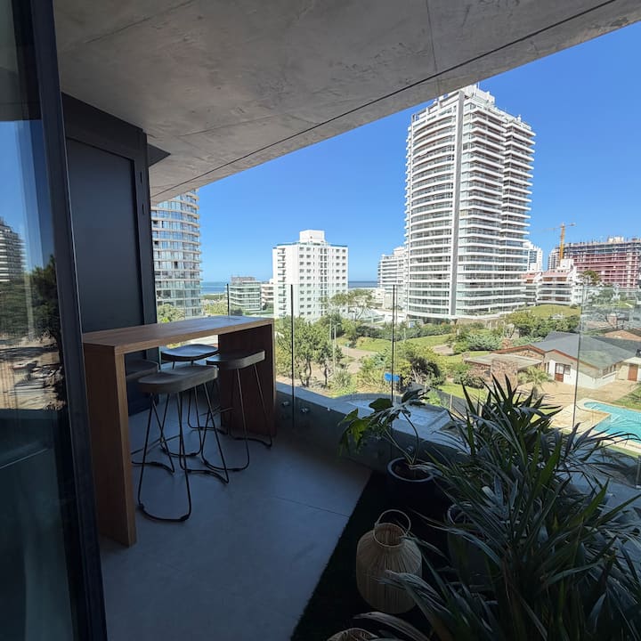 “Vista Al Mar • Balcón Con Parrillero | Brava” - Uruguay