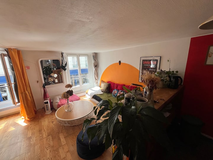 Appartement Dartiste Au Cœur Du 11e - Le Marais