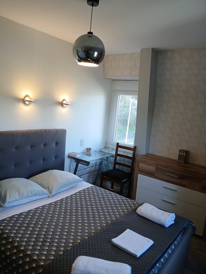 La Estrella: Appartement Avec Vue Sur La Rivière. - Figeac