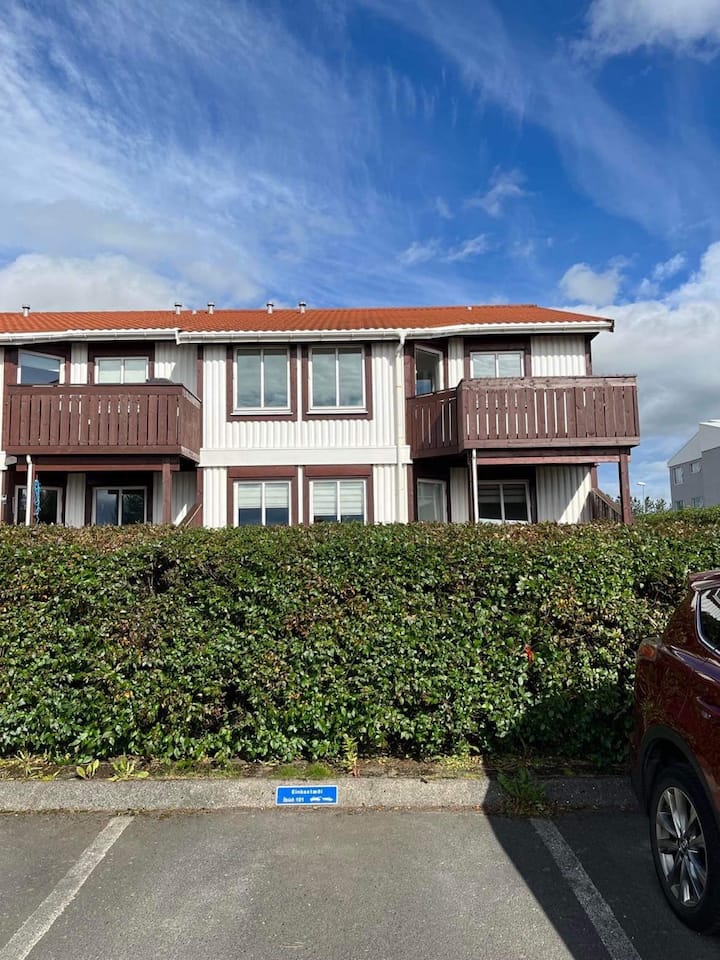 Cozy Apartment In Quiet Reykjavík Area - Reykjavik
