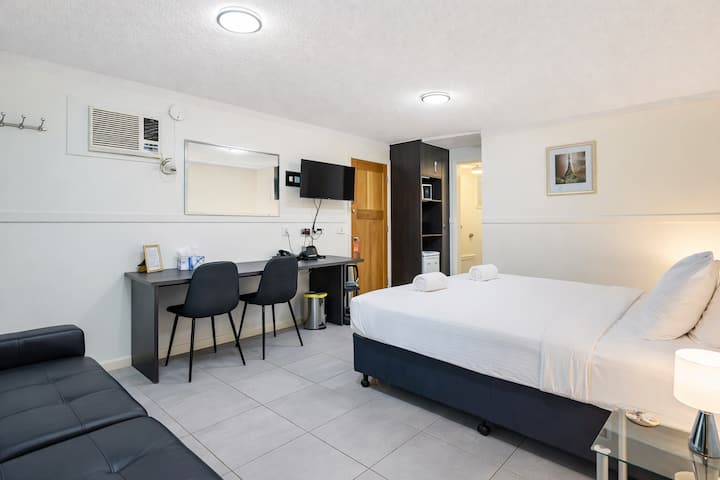 Private King Studio In Lush Tweed Valley Retreat - Uki