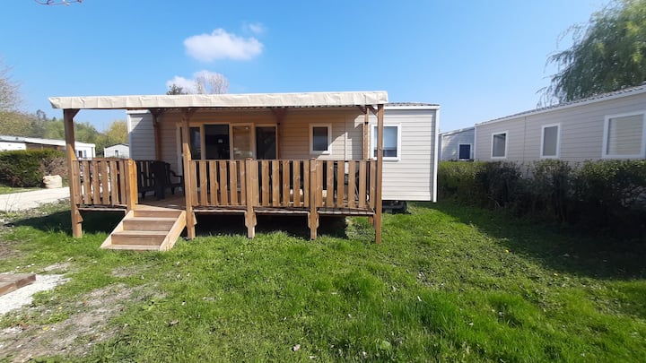 Un Mobil Home De Vacances - Anet