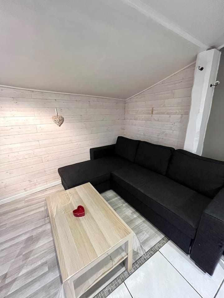Maisonnette Chaleureuse, Paisible & Proche Tram - Blanquefort