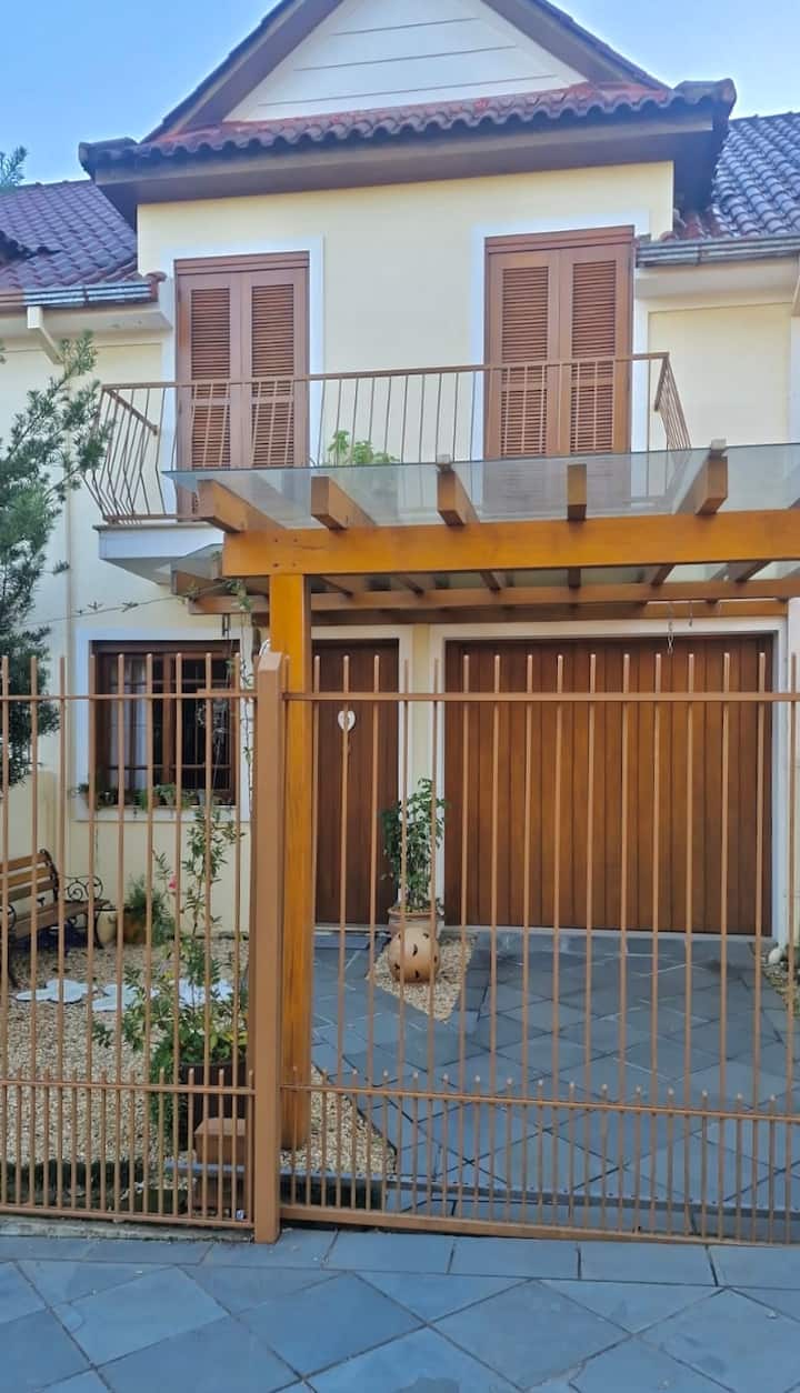 Duplex Aconchegante, Completo E Bem Localizado - Santa Cruz do Sul