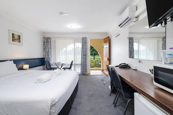 Cozy Tweed Valley Studio W/ Pool & Laundry Access - Uki