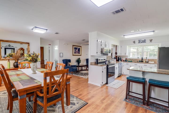 Country Road, Your Private Escape In Ocean Springs - Ocean Springs, MS