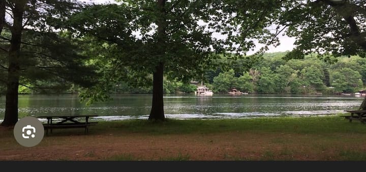 Modern 2br Apartment Clean & Cozy Great Location. - Derby, CT