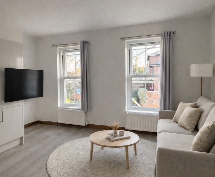 Town Centre | 3 Bdr | Parking | Wifi | Lockbox - Bedford, Royaume-Uni