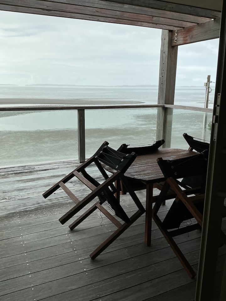 Olivers, Waterfront, Amazing Views, 2nd Level. - Waiwera