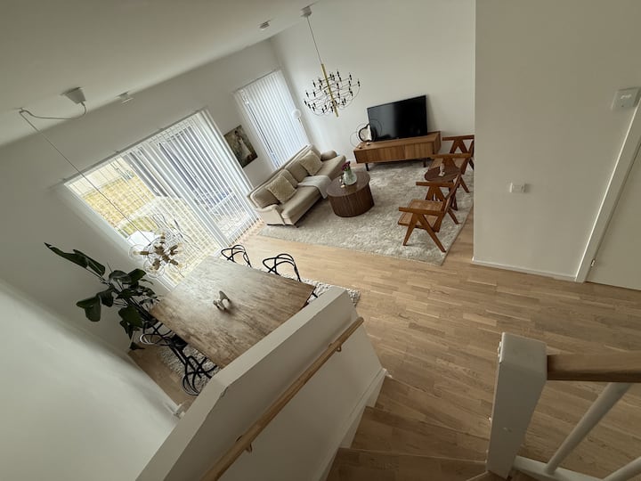 Modern Scandinavian Family Home Near Beach - Löddeköpinge