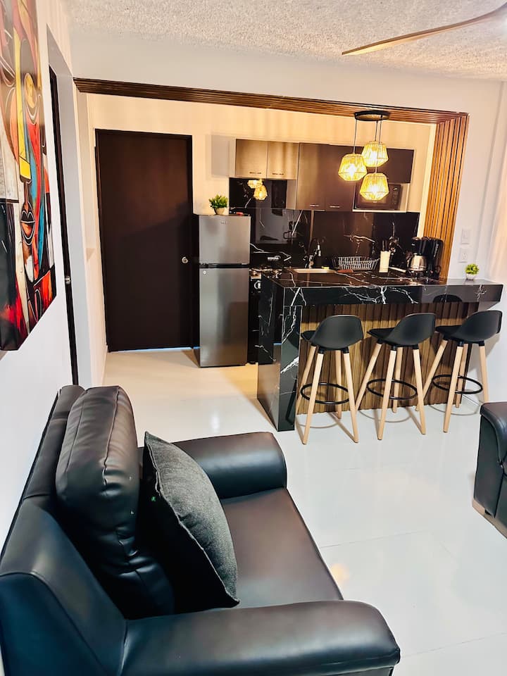 Apartamento En Ubicacion Premium Colonia Escalon - San Salvador