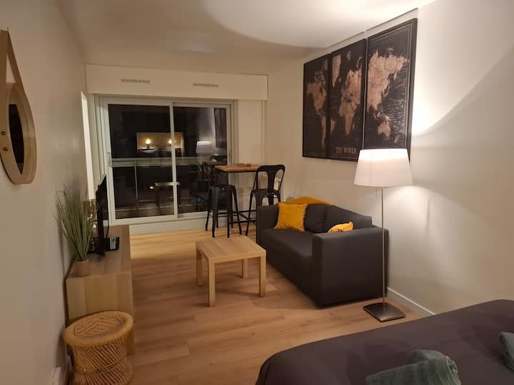 Studio Calme Et Lumineux, Terrasse + Parking - Saint-Ouen
