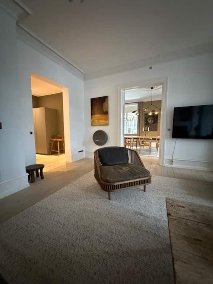 218 M2 Herskabslejlighed Ti Søerne - Copenhague