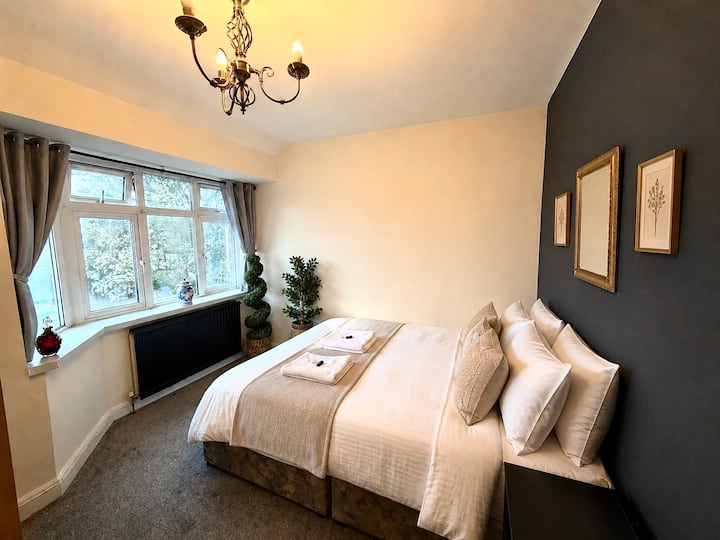 A Beautiful House - Sleeps 5 - Close To Heathrow! - 海斯