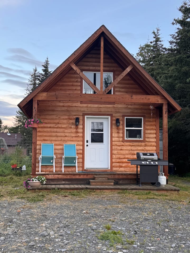Ht Cabin-rustic Glamping In The Heart Of The Kenai - Soldotna, AK