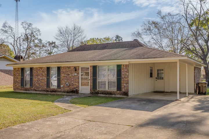 3br Near Ulm/meta | Fenced Yard | Pets | King Bed - Monroe, LA