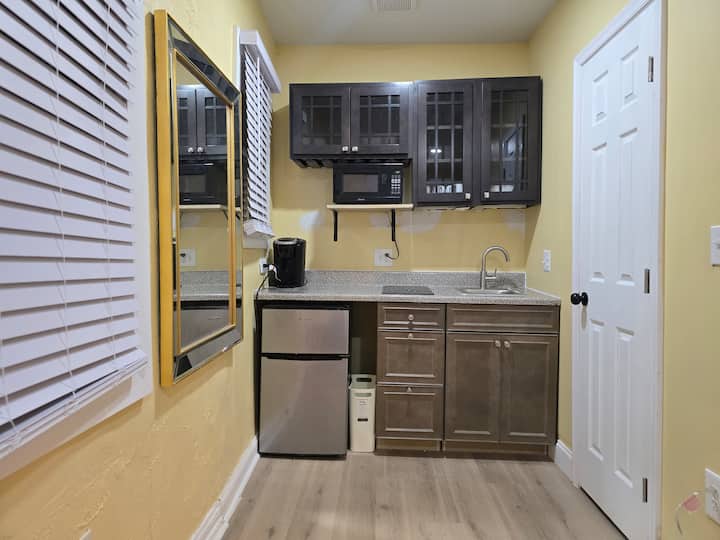 Cozy And Clean Studio Apartment Near Washington Dc - Washington, DC