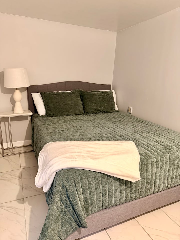 Cozy Stay • 15 Min To Downtown Chicago - Brookfield, IL