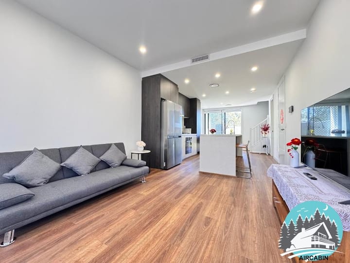 Modern Marsden Park Stay Near Shops & Parks - Saint Marys, Australia