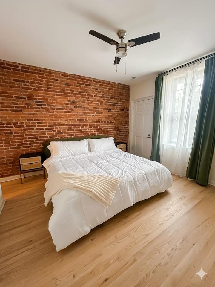 Sun-drenched Luxury 3 Br In The Heart Of Dc - Georgetown University, Washington