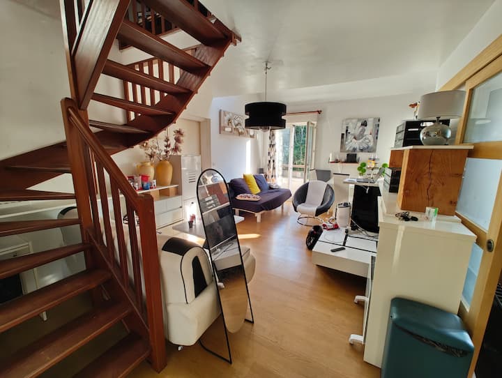 Loft-duplex 84m² - 2-3 Chambres - Billard/travail - Creil