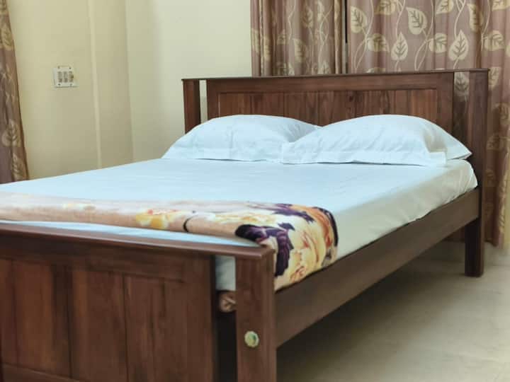 Dhanyam Daily Rental Rooms, Thaikkad Jn, Guruvayur - Guruvayur