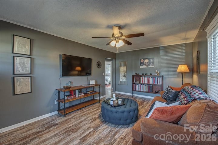 Dogwood Bungalow: 5 Min To Main St, 15 Min Airport - Belmont, NC