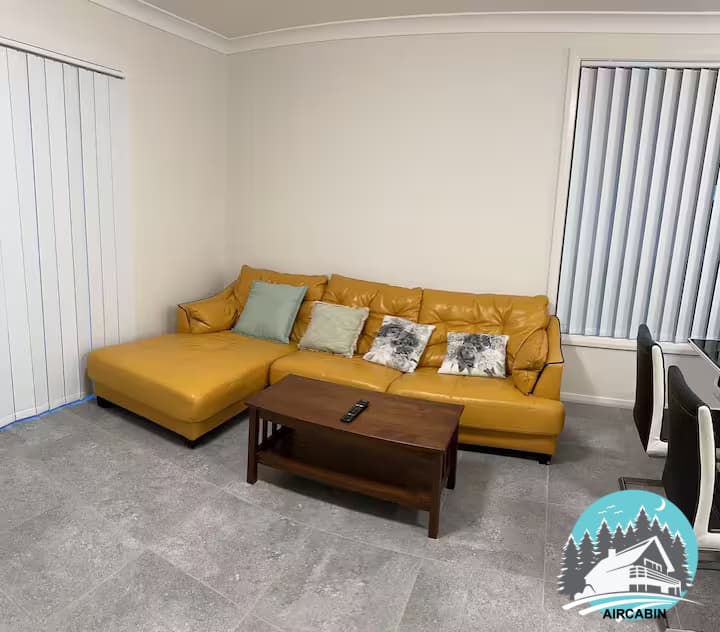 Bright Modern Home In Cobbitty With Parking - Camden