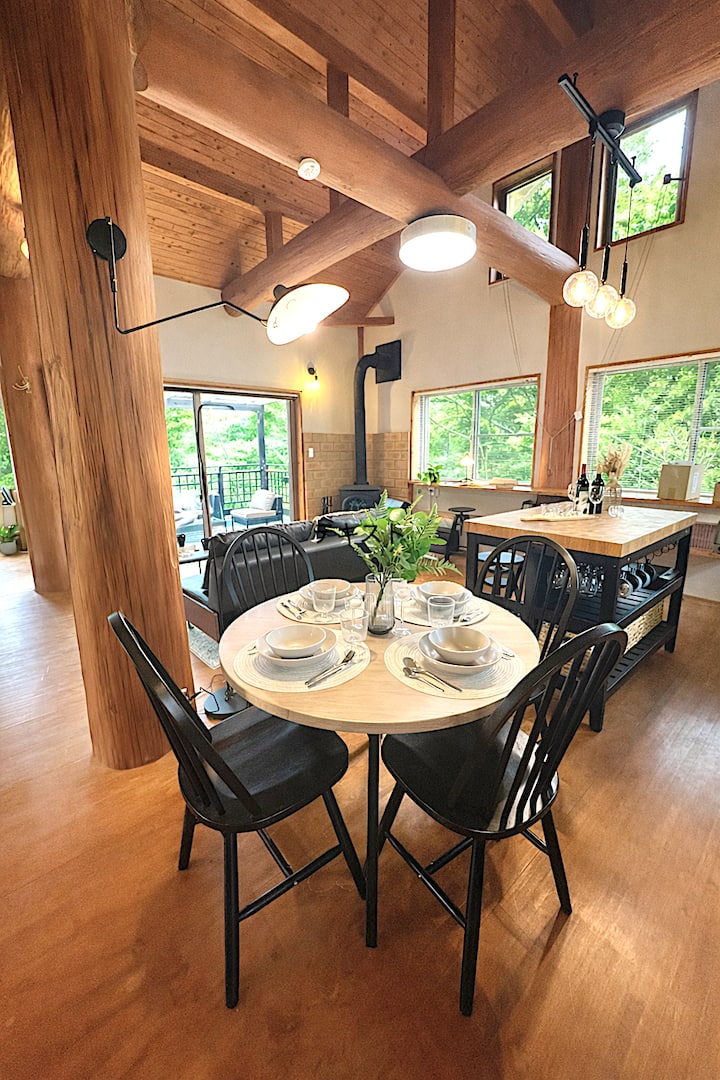 【New】貸切別荘｜天然温泉｜霧島神宮車5分｜ゴルフ・高千穂牧場車3分｜一棟貸切76㎡｜屋根付bbq - 기리시마시