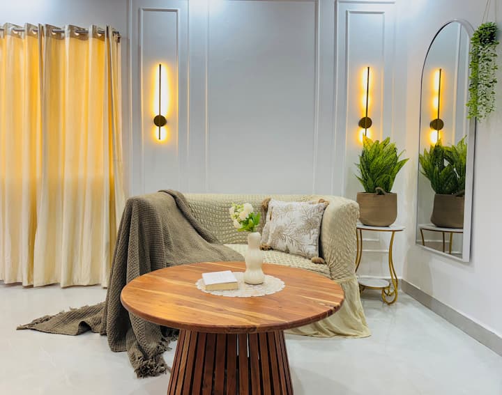 Golden Suite - Ghaziabad