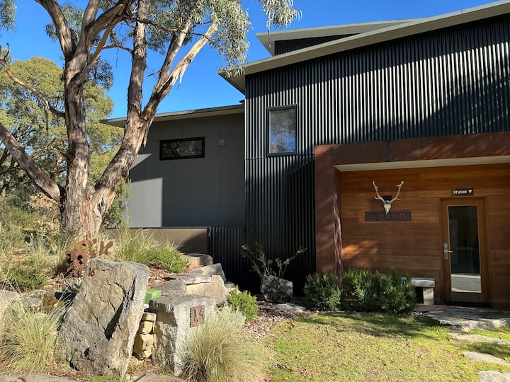 Spindrift Studio Mountain Apartment-crackenback - Perisher Ski Resort