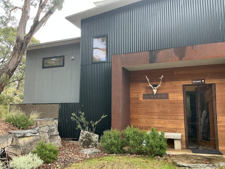 Spindrift Studio Mountain Apartment-crackenback - Perisher Ski Resort