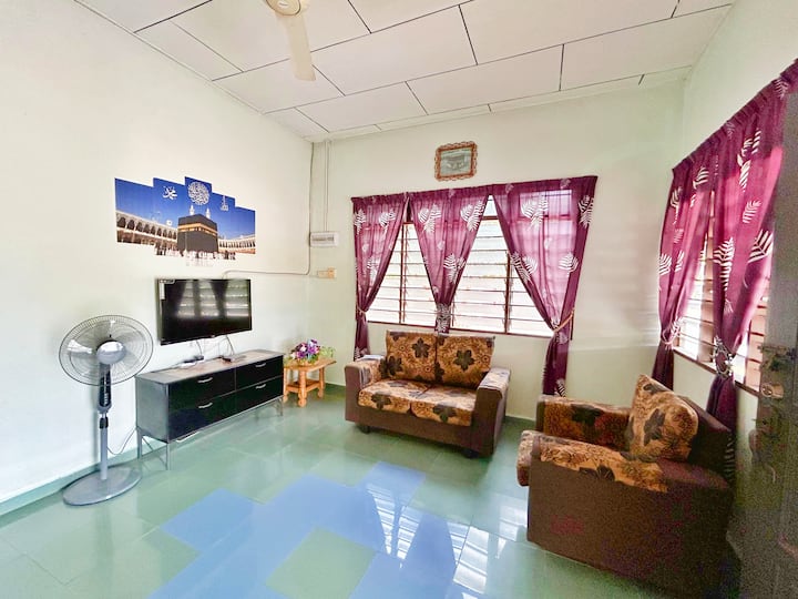 Noor Homestay - Gurun