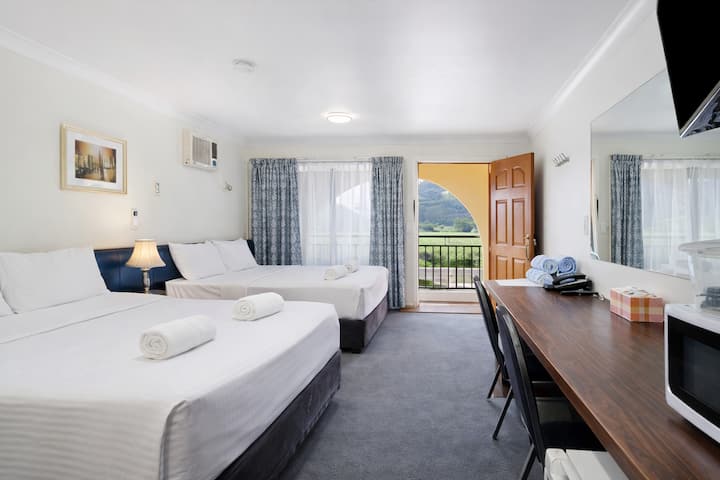 Tweed Valley 2 Bed Retreat With Pool & Parking - Uki