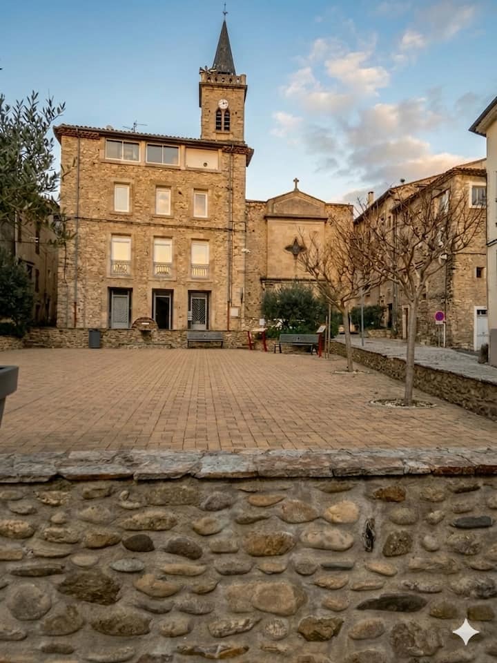 Escapade De Charme à Hérépian
Côté Clocher - Bédarieux