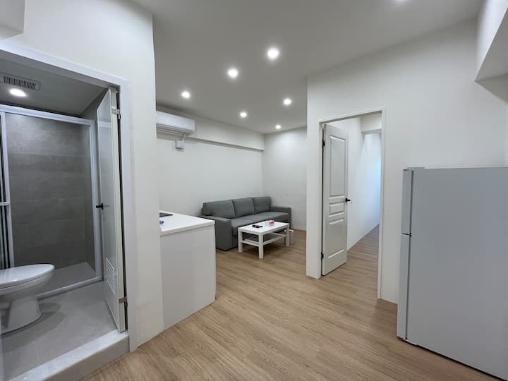 *新落成*松菸大巨蛋6-10人房*3房2廳2衛*房價優惠中<mrt南京三民站6 Min> - Taipei