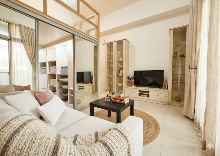 Mrt西門捷運,寧靜優雅樓下有超商美食餐廳, 近西門商圈非常方便 - Taiwan