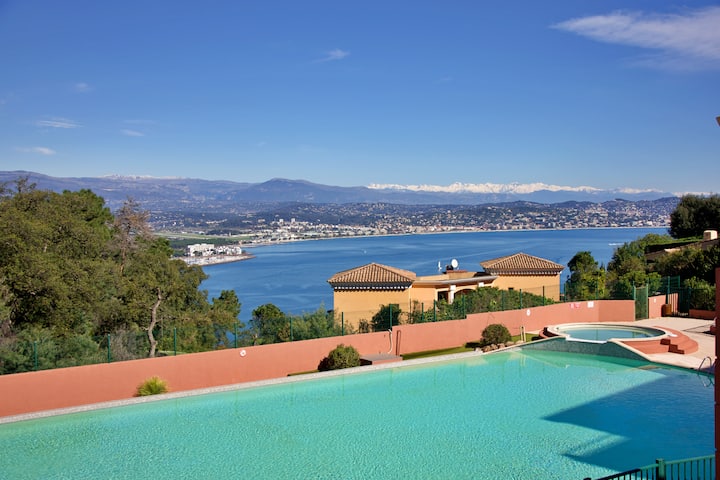 Appartement Moderne Vue Mer Et Piscine – Terrasse - Théoule-sur-Mer