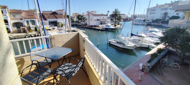 Amplio Apartamento A 5 Minutos De La Playa - Roses