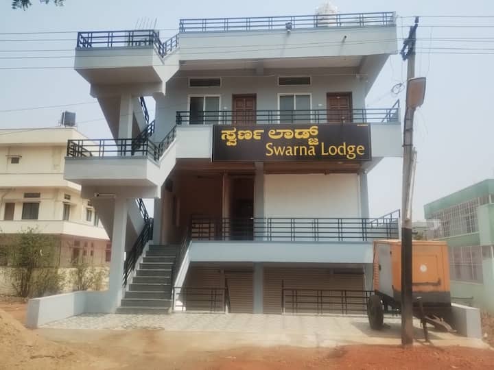 This Is An Budget Hotel - Badami