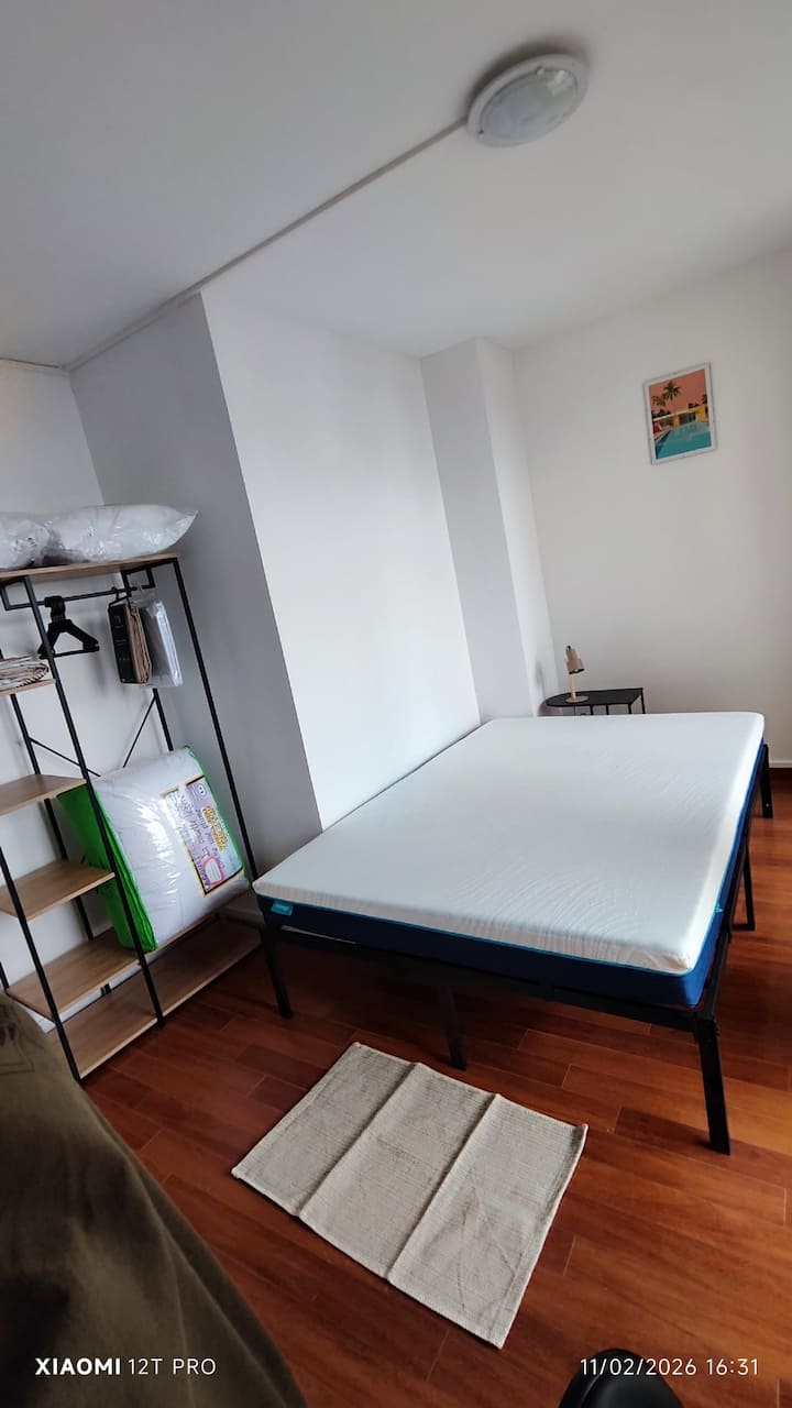 Chambre Avec Balcon - Évry