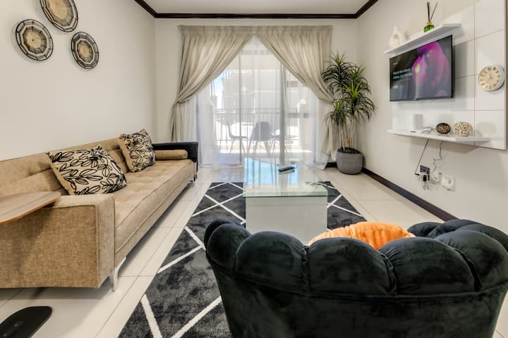 Blissfull In Blue Hill - Centurion