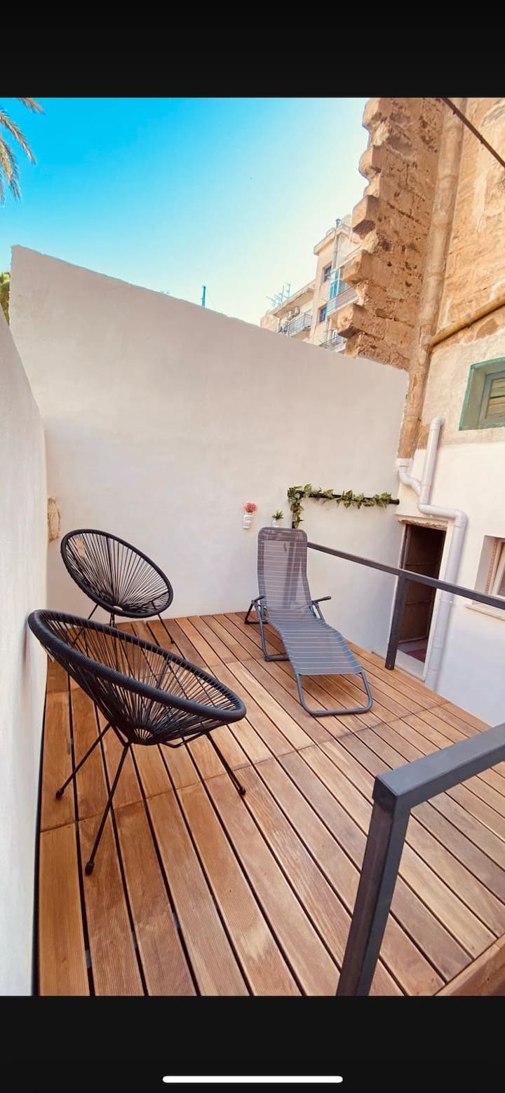 Cactus Apt With Private Little Garden - Erice