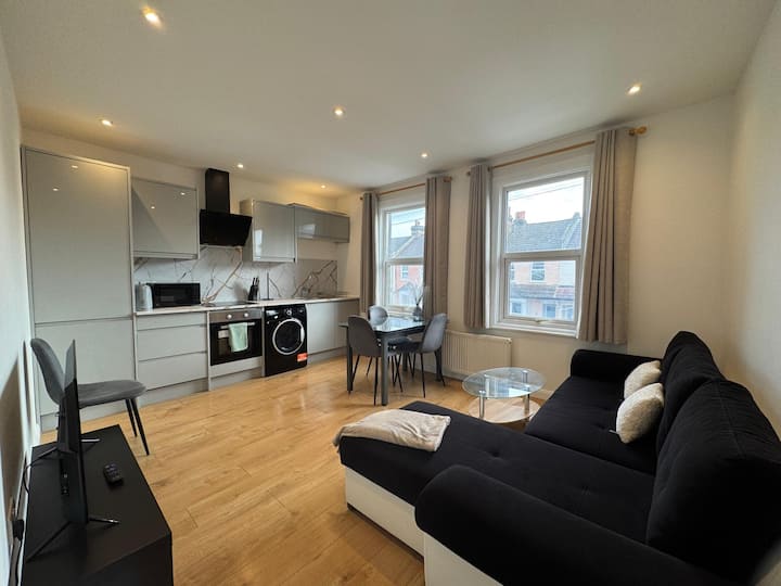 Purley Way Serviced Accommodation - Croydon, UK