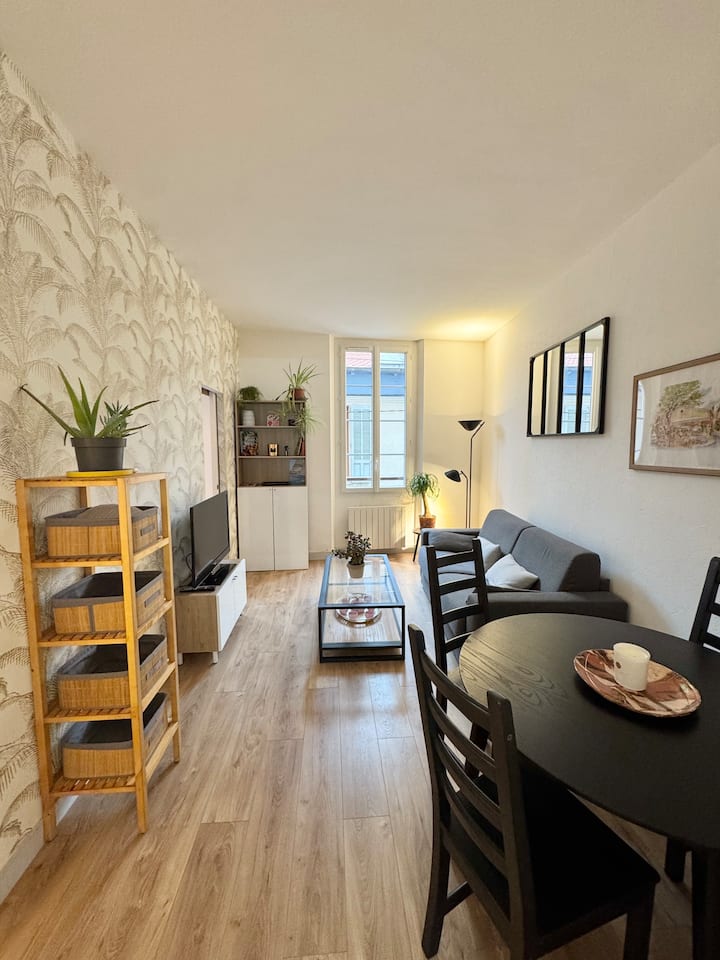 Charmant 2 Pièces Dans Le Vieil Antibes - Juan-les-Pins